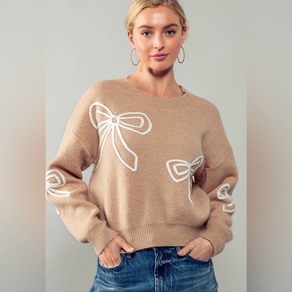 Luna Ivy | Sweaters | Luna Ivy Bow Tan Nude Sweater Womens Large | Poshmark